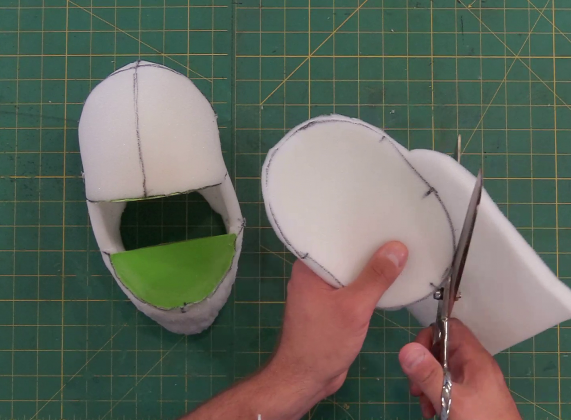 Make a Venom Costume!!! - Puppet Nerd