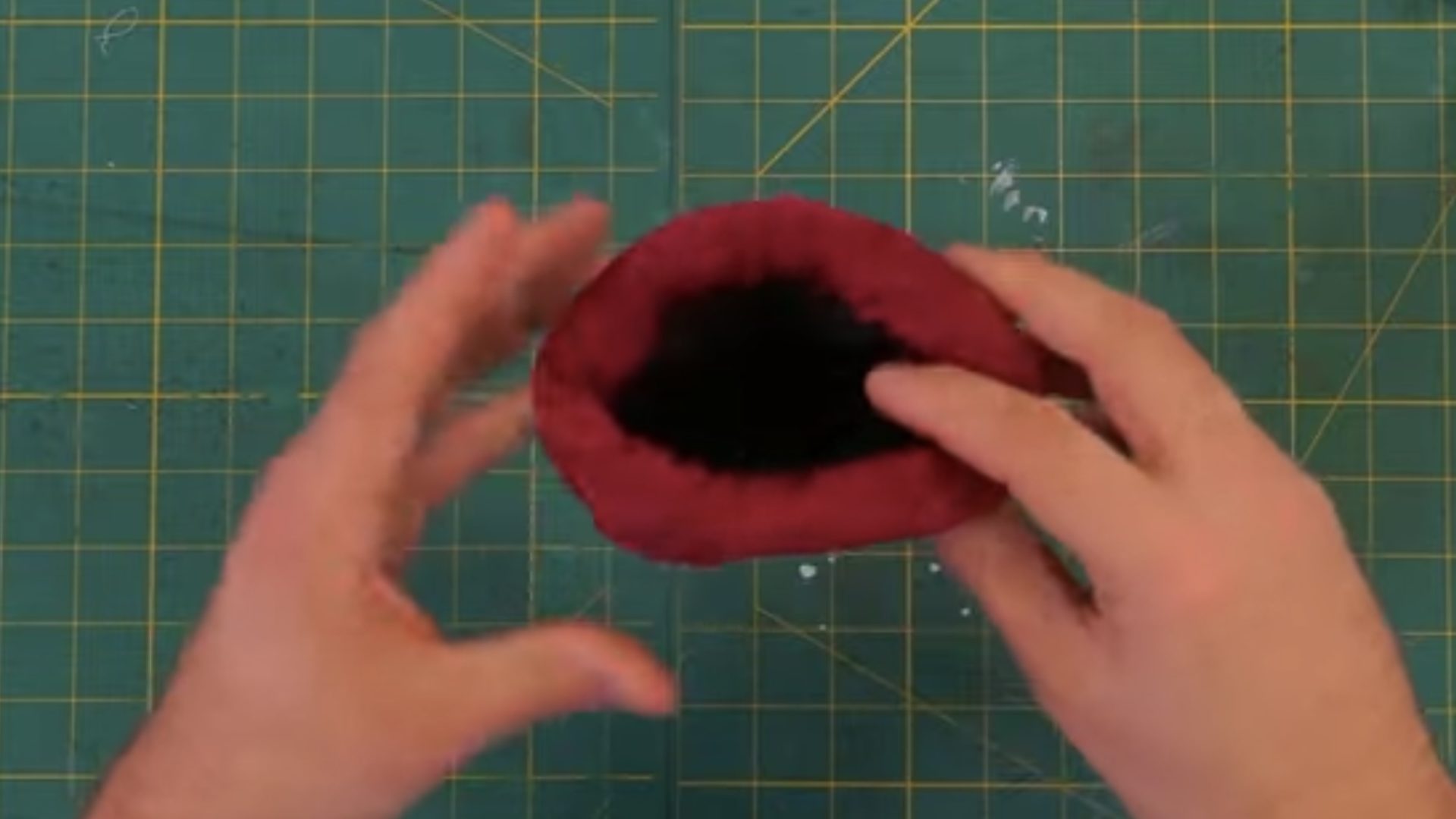 How to Make a Gingerbread Man Puppet! - Puppet Nerd